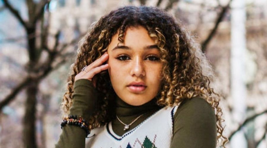Larray - Wiki, Bio, Facts, Age, Height, Boyfriend, Net Worth