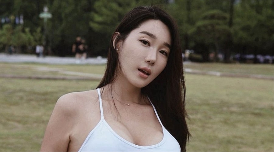 Cha Yuri - Age, Height, Net Worth, Husband, Bio, Facts, Wiki