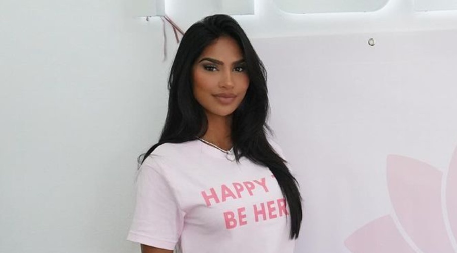 Vega Thompson - Age, Height, Net Worth, Boyfriend, Bio, Facts